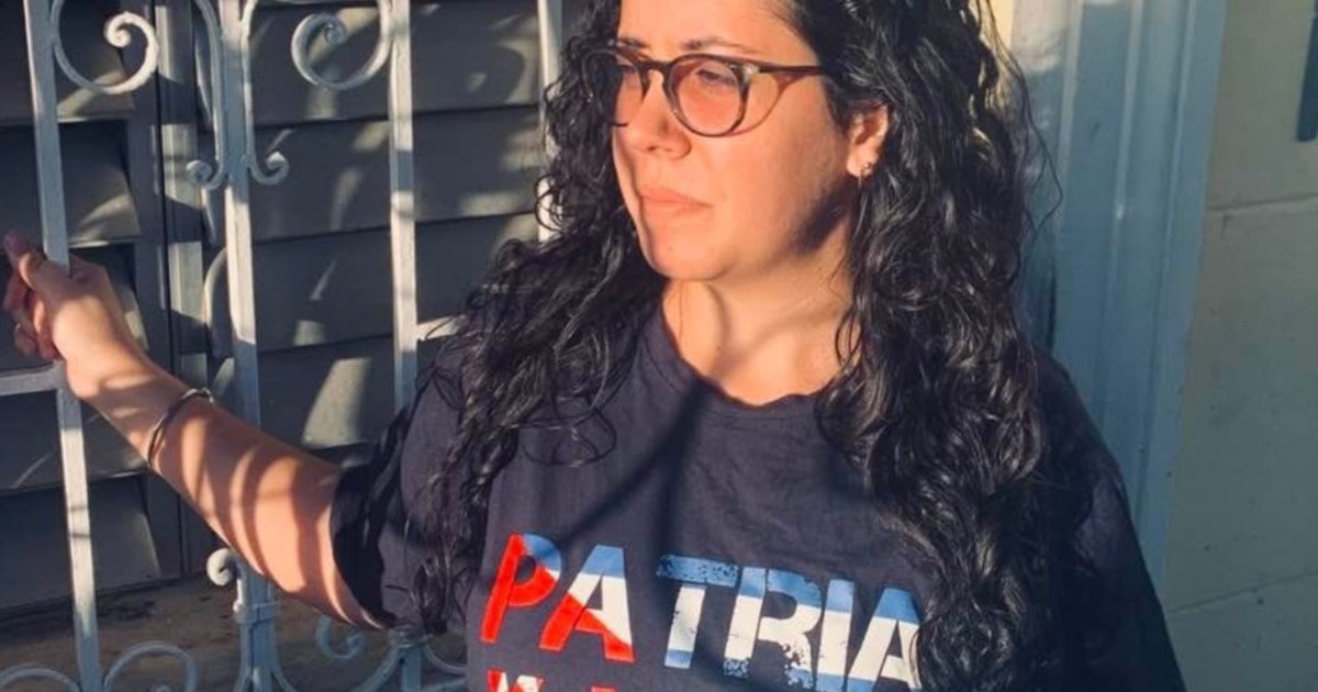 "Es un libro que cuenta esa Cuba real, la Cuba triste"