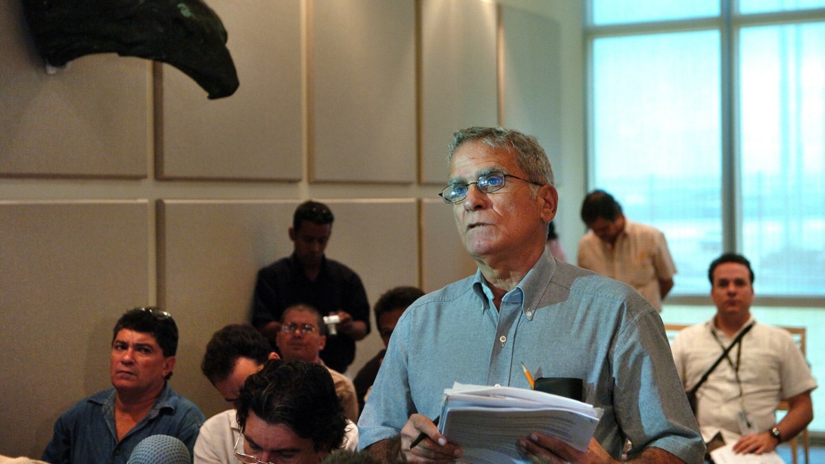 Academia rinde tributo a Espinosa Chepe
