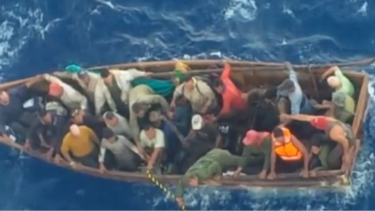 Crecen las fugas de cubanos de cárcel de Gran Caimán