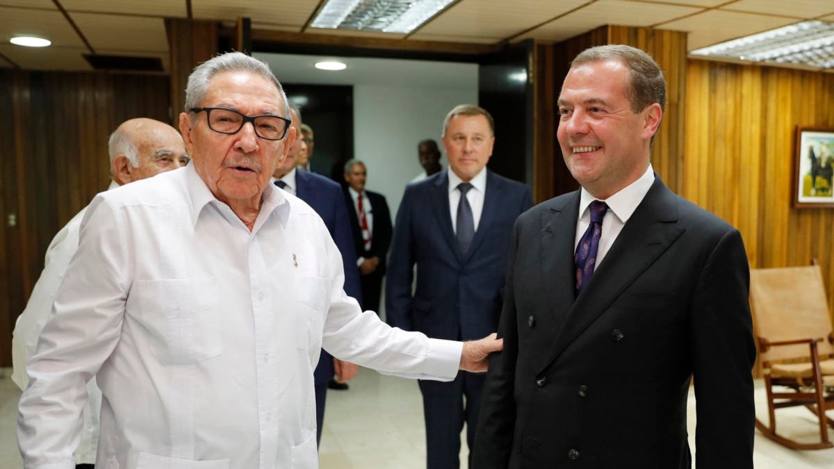 Castro reaparece en su cumpleaños para augurar una victoria de Rusia y ...