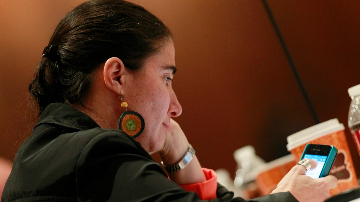 Terror, pavor, mordaza, cierre total... así se refieren dos periodistas ...