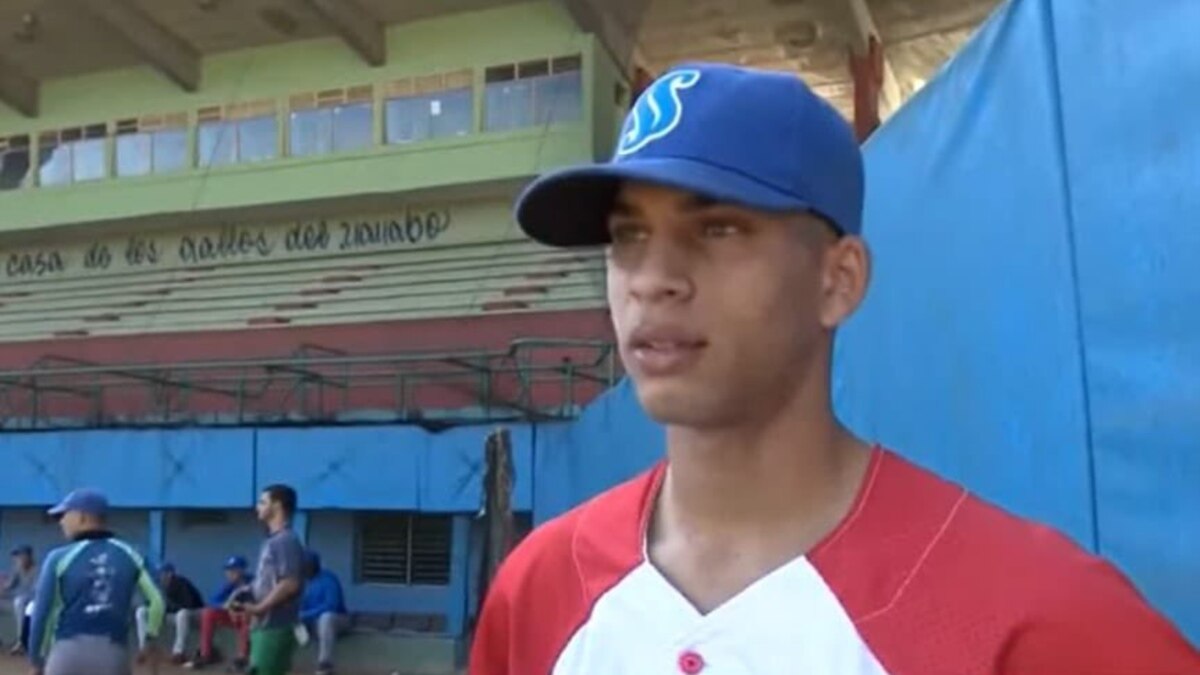 Juventud, recta de humo y talento: atributos del pitcher cubano Luis ...