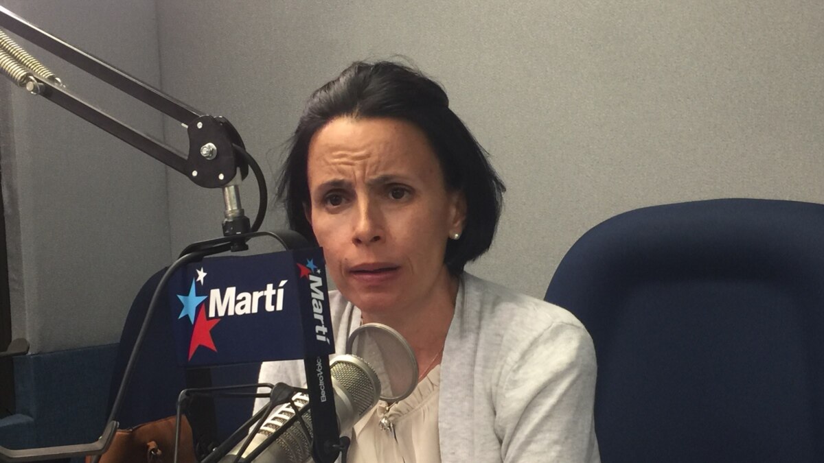 Hoy con Omara Ruiz Urquiola, Angel Marcelo Rodríguez, Dairis González ...