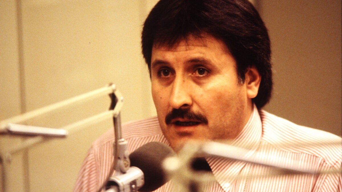 Ser un locutor de Radio Martí desde su inicio