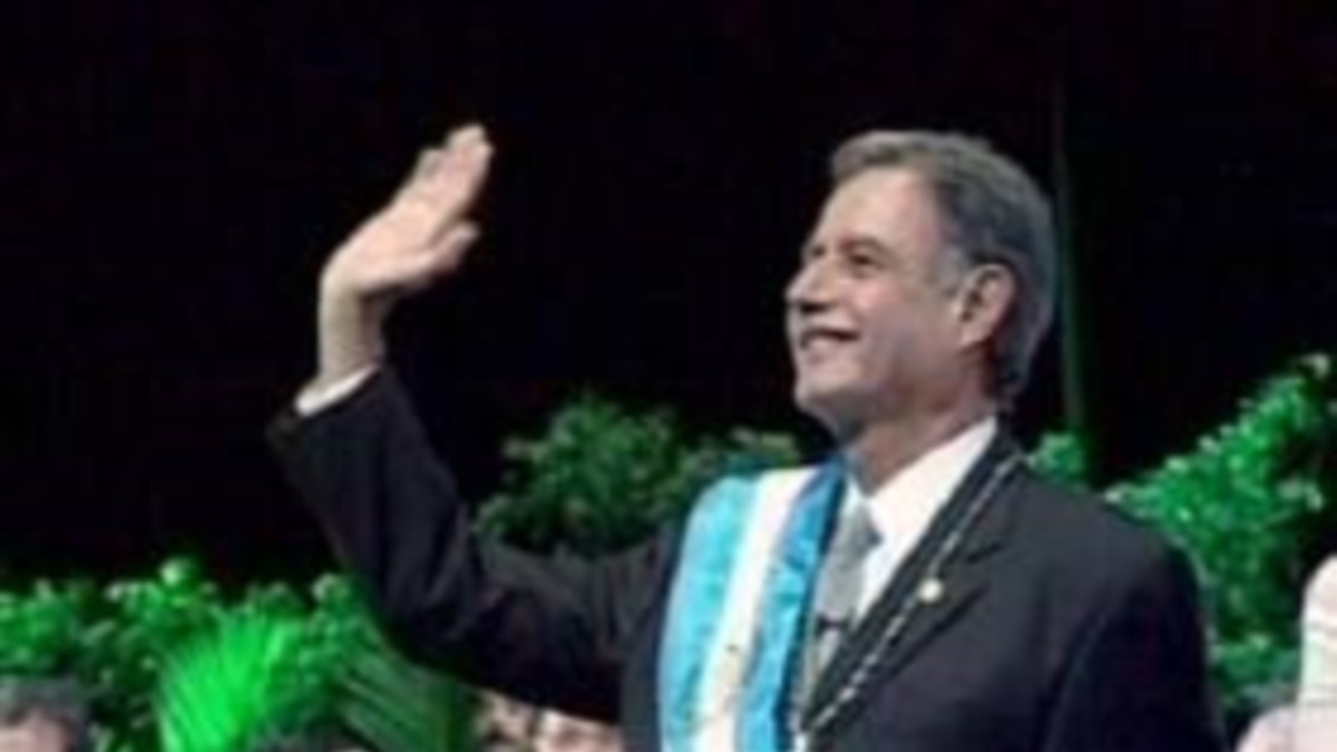 ASUME LA PRESIDENCIA DE GUATEMALA, OSCAR BERGER