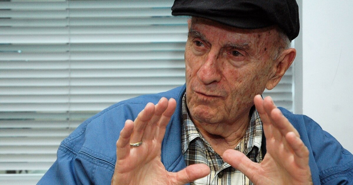 Cristóbal Díaz Ayala, el tilonorrinco habanero